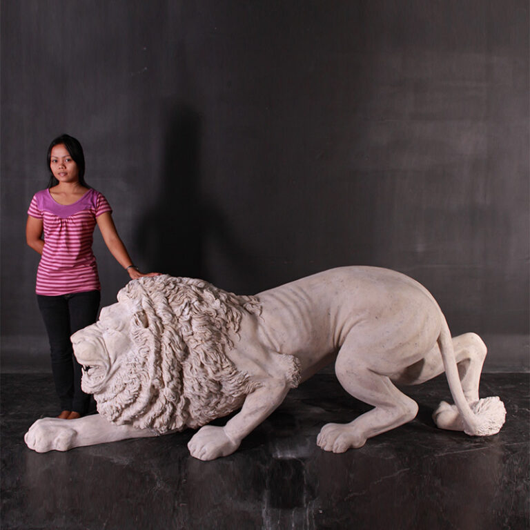 CROUCHING LION - Heinimex PH